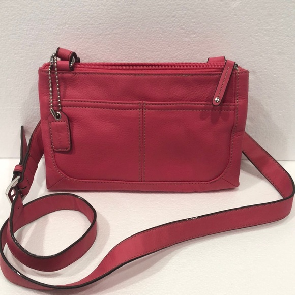 Clarks | Bags | Clarks Pink Crossbody Bag Nwot | Poshmark